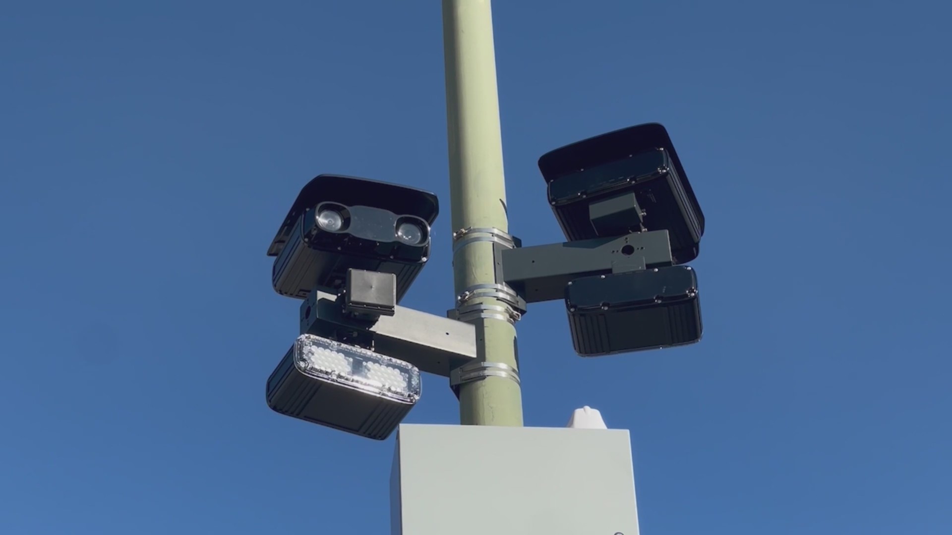 Oakland activating automatic speed cameras this week