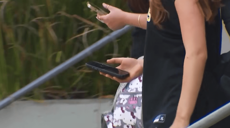 Senate panel discusses kids’ screen time amid bipartisan calls for ...