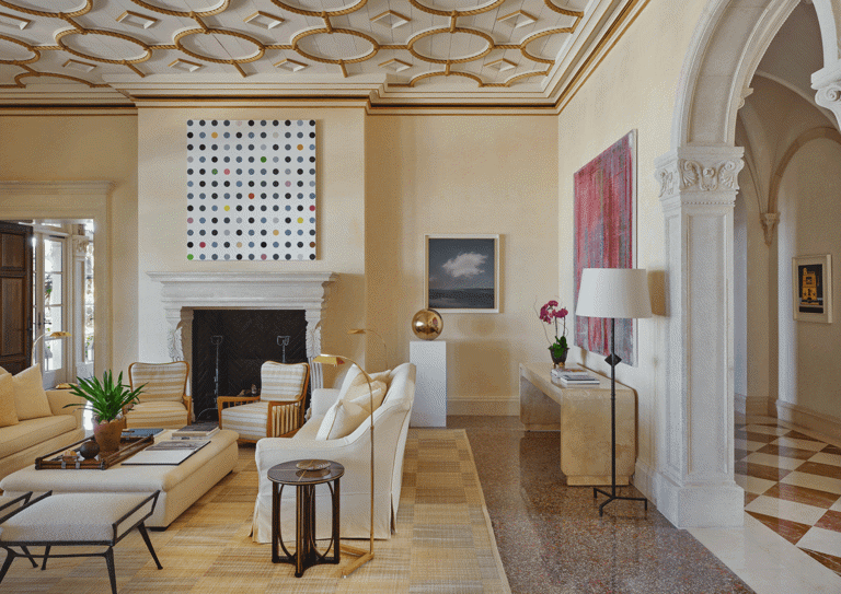 This Italianate Palm Beach villa looks like it was pulled from a Slim ...