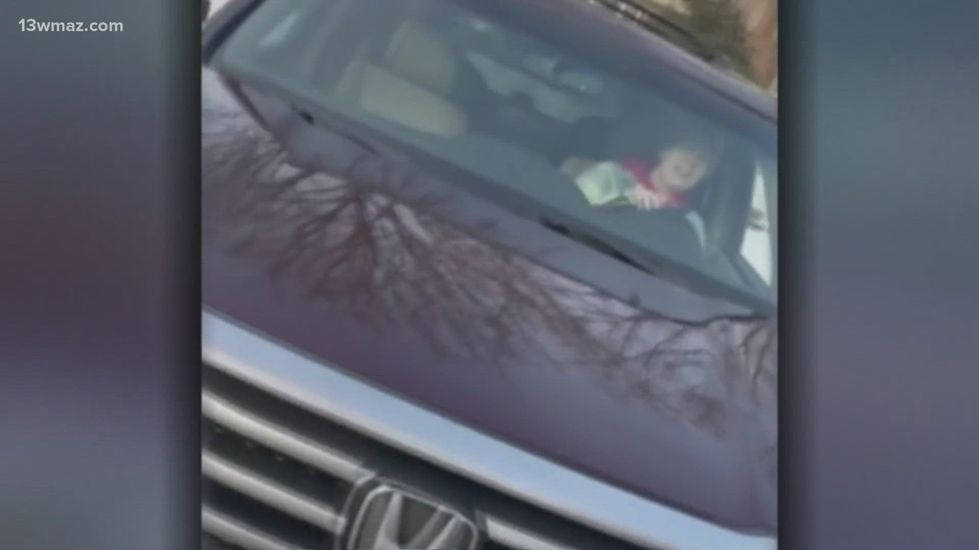 More details on the timeline of events during ICE agent involved ...