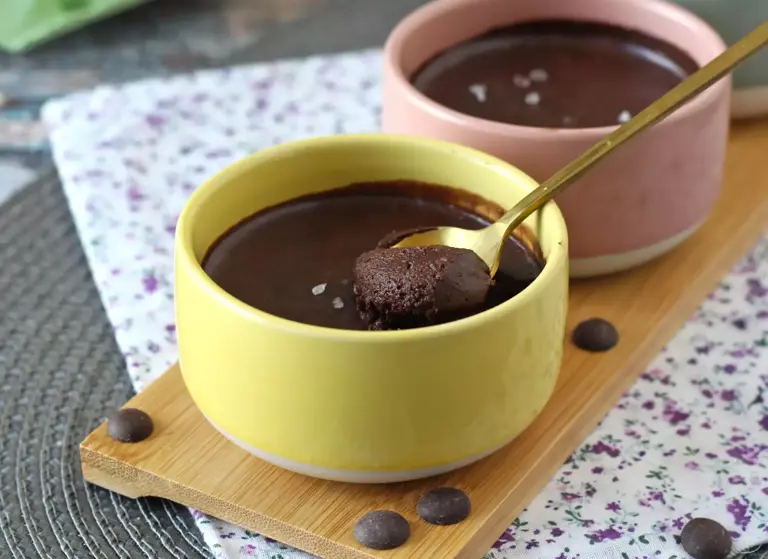 The perfect chocolate mousse, ultra gourmet with a hint of salt