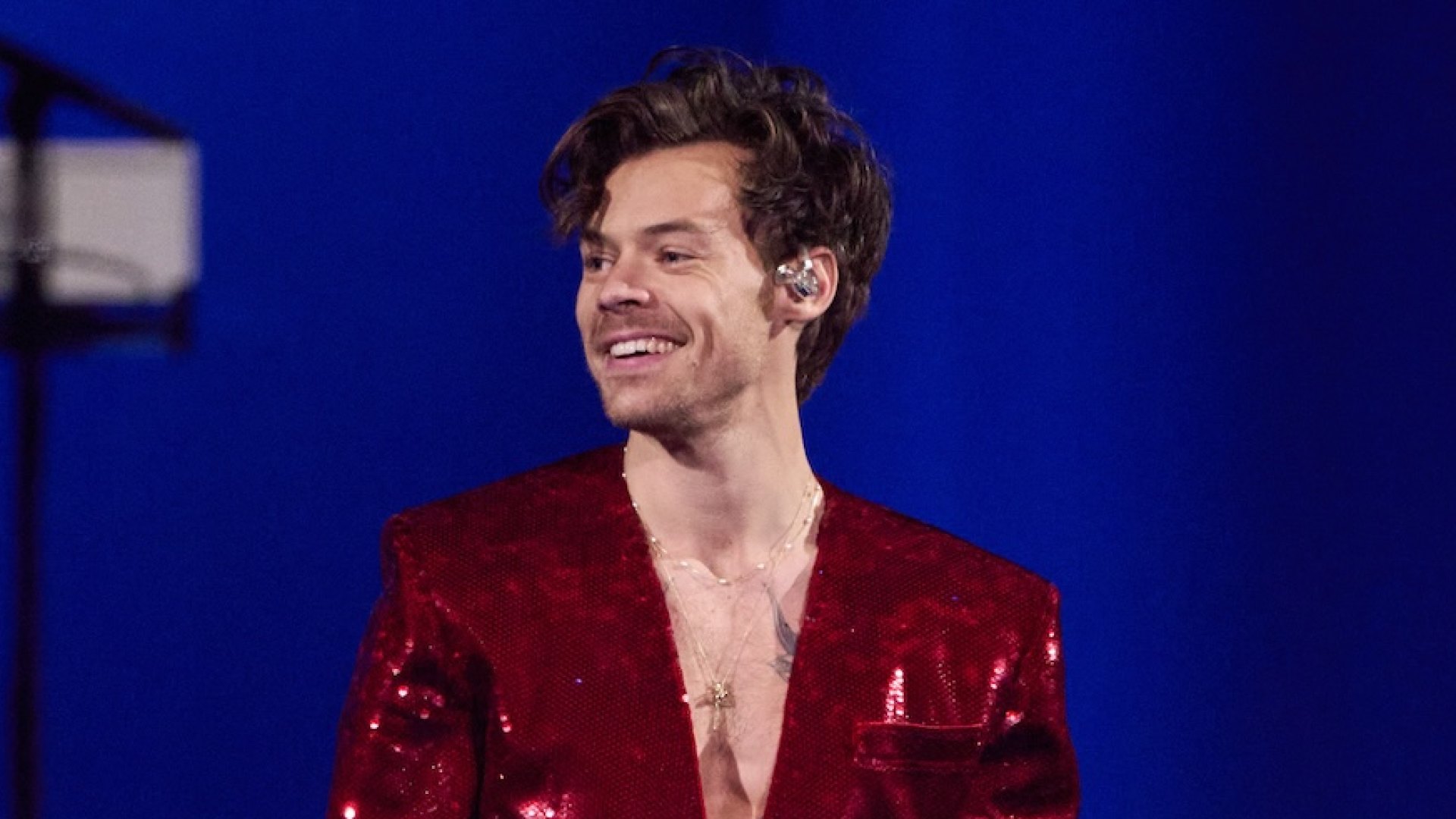 Harry Styles announces new album after teasing fans with video and website