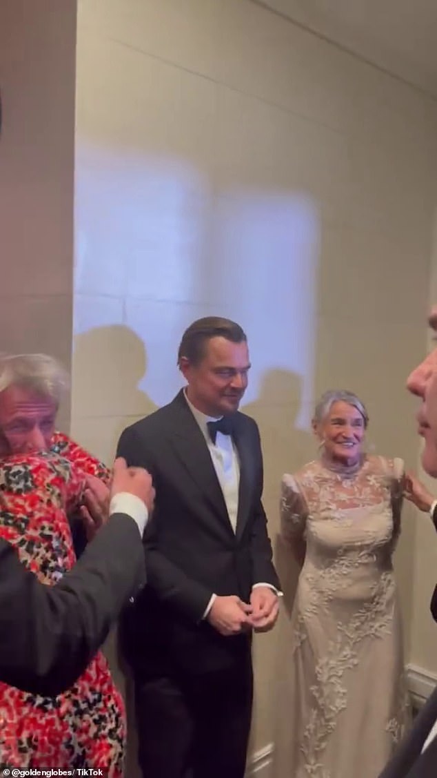 Awkward moment Jacob Elordi's mother snubs Leonardo DiCaprio backstage ...