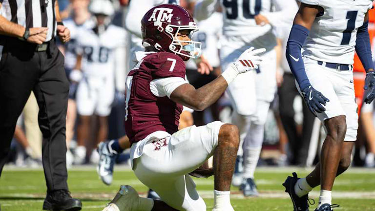 Texas A&M Aggies competing with blue bloods for 2027 5-star recruit