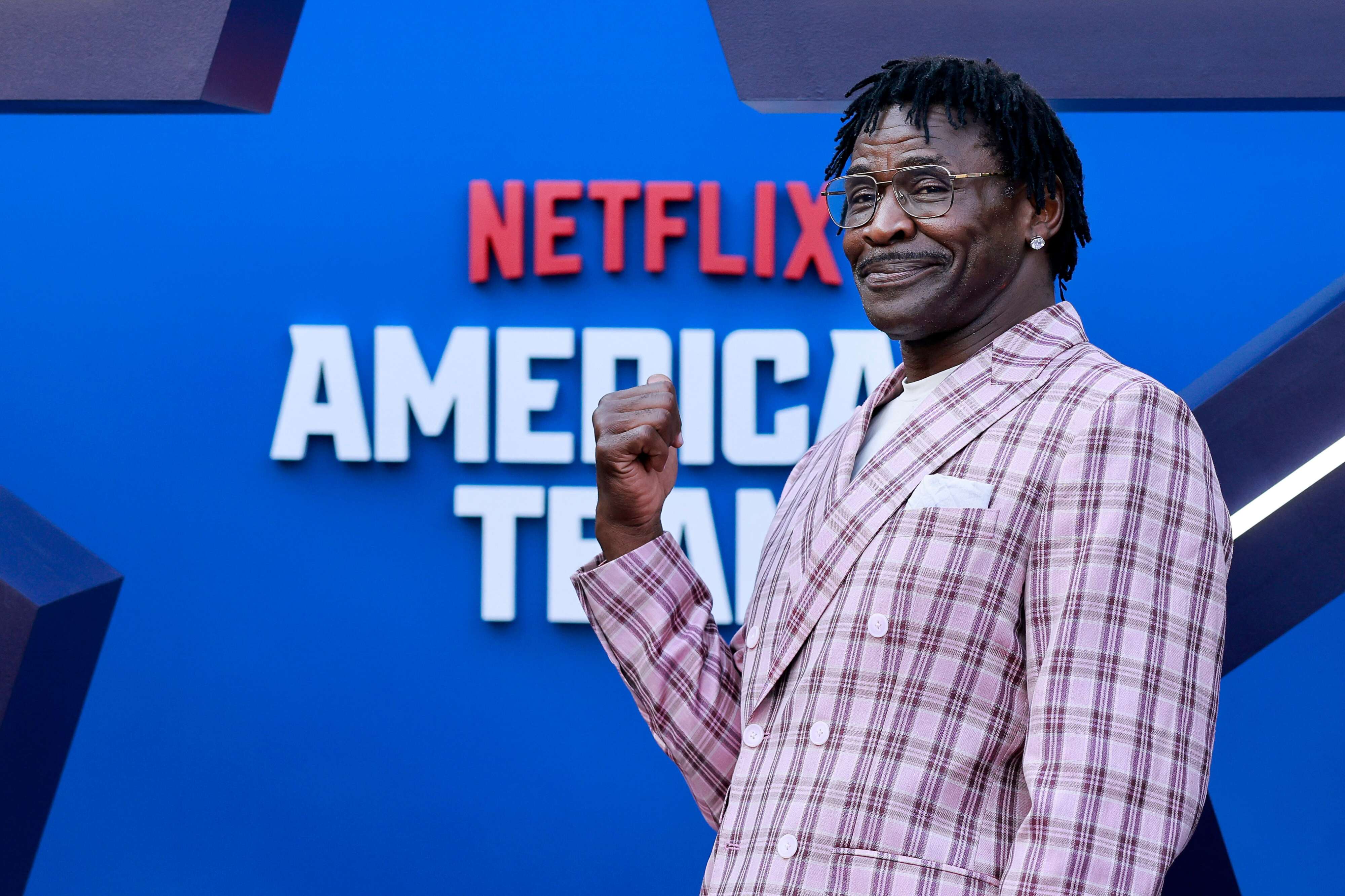 Former Cowboys WR Michael Irvin to debut new Netflix podcast 'The White ...