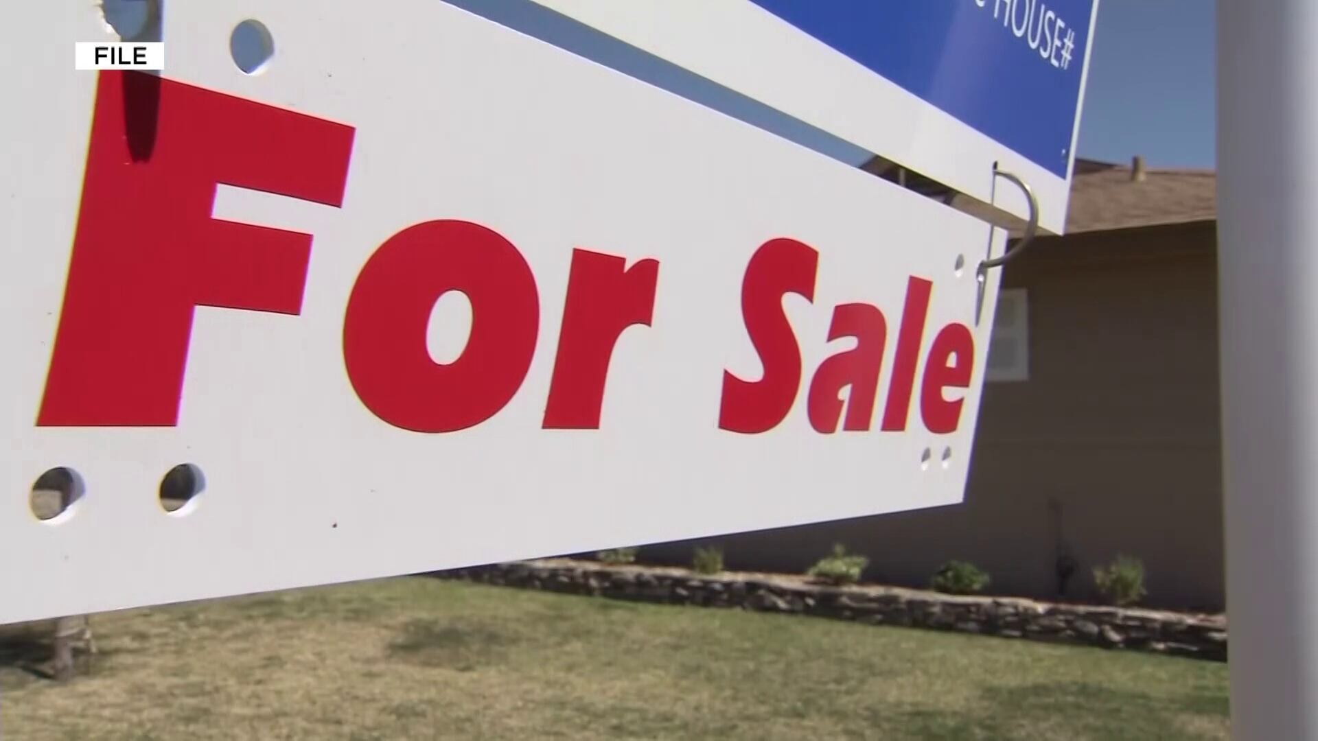 Arizona Democrats push to ban institutional investors from home market