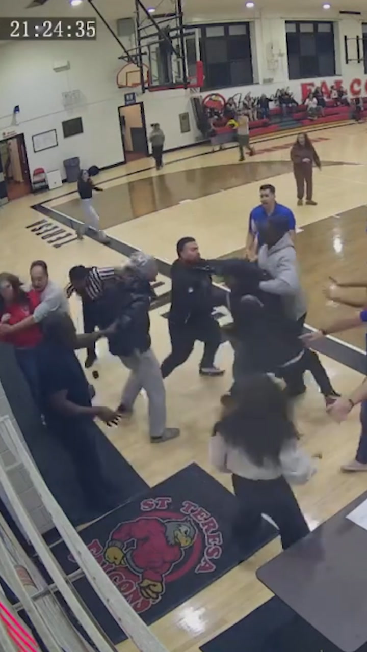Parents erupt into massive brawl during Catholic youth basketball game ...