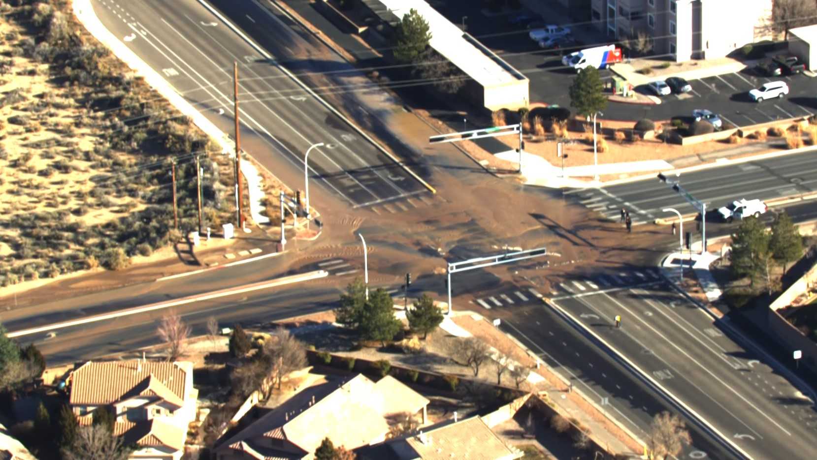 Northwest Albuquerque intersection closed due to water main break
