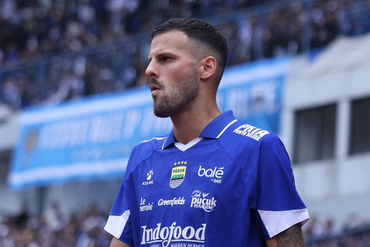 Saat Persib Bandung memimpin, Matricardi ambil jeda dengan cara berbeda
