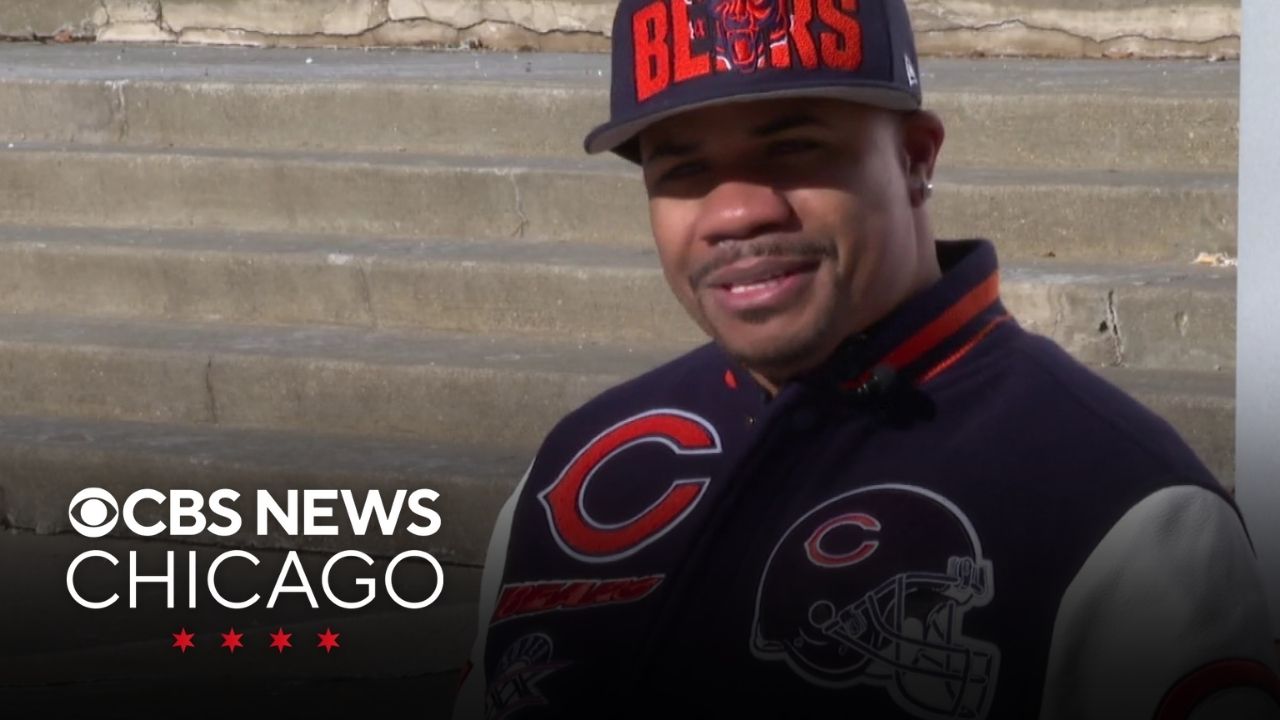 Bears fan's viral game reaction videos earn him invite to playoff game ...