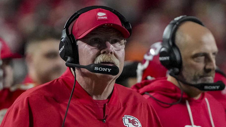 Chiefs make changes on offensive coaching staff