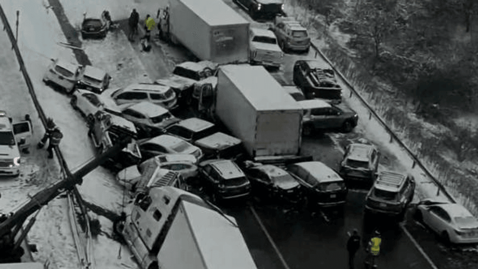 Multiple people hurt in 30-vehicle crash on I-81; section of highway ...