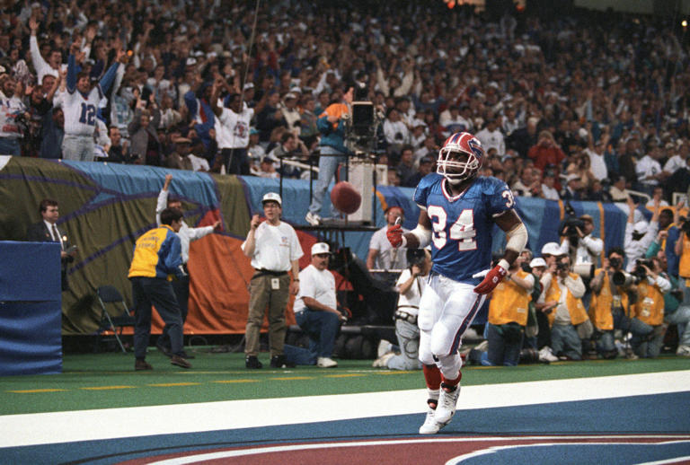 What players have the most rushing yards in Super Bowl history?