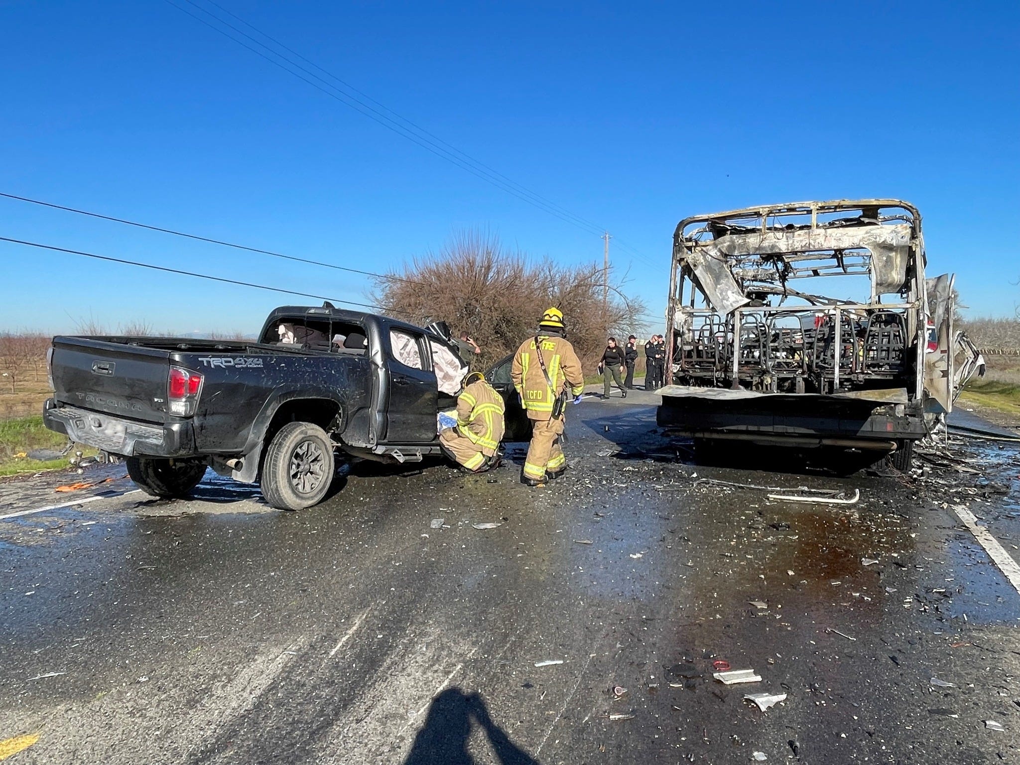 CHP investigating bus crash that killed 6 on Hwy. 99 in Tehama County