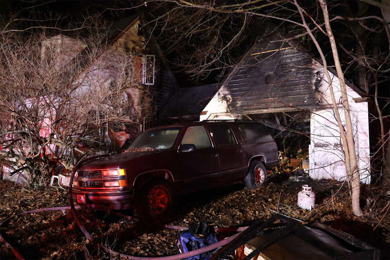 Fire marshal's office investigating fires at vacant homes in Gorham ...