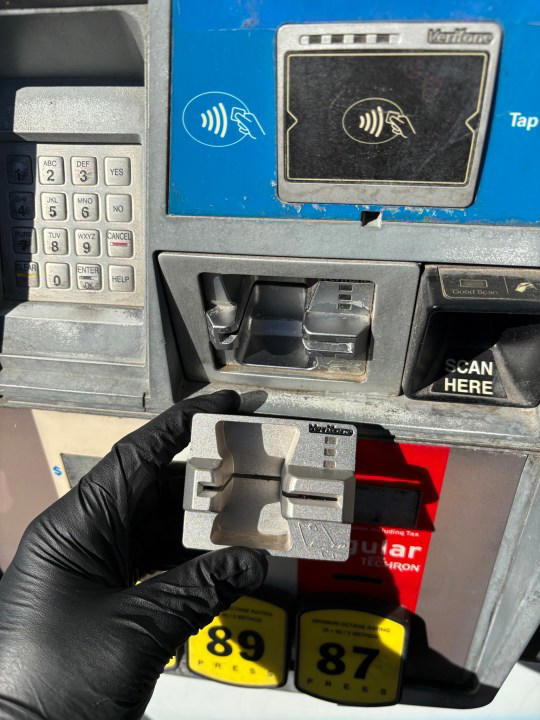 Mesquite police report card skimmers found at 2 locations