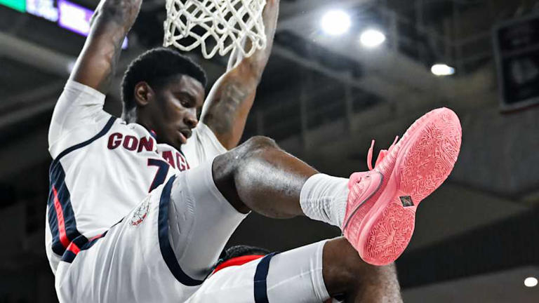 Who steps up for Gonzaga following significant knee injury to Braden Huff?