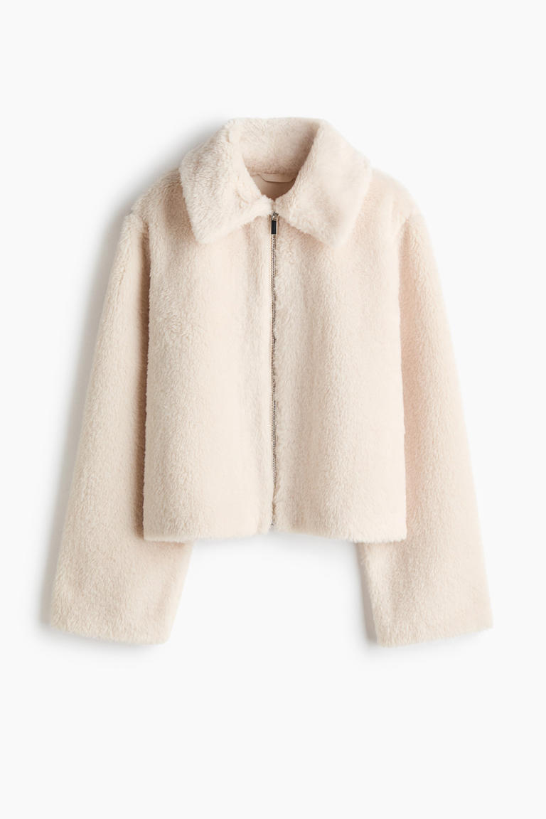 Rosie HW's $10k Phoebe Philo coat is chic, but these H&M ones cost way less