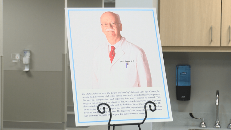 Johnson City Eye Surgery Center cuts ribbon at their new facility