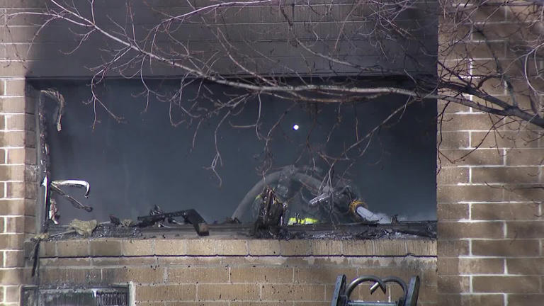 Milwaukee apartment arson; police search for suspect as several displaced