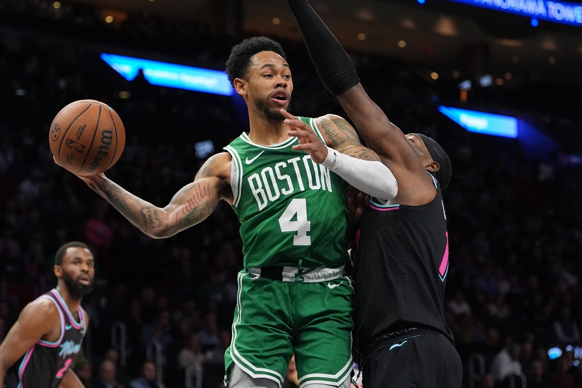Simons anota 39 puntos desde la banca, Brown suma 27 y Celtics remontan ...