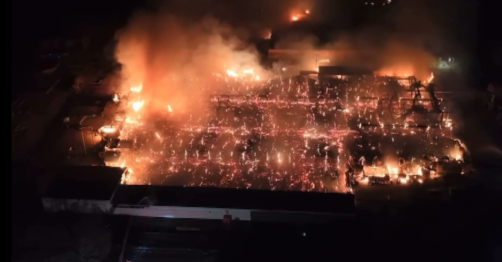 Massive fire breaks out at closed Emporia plant