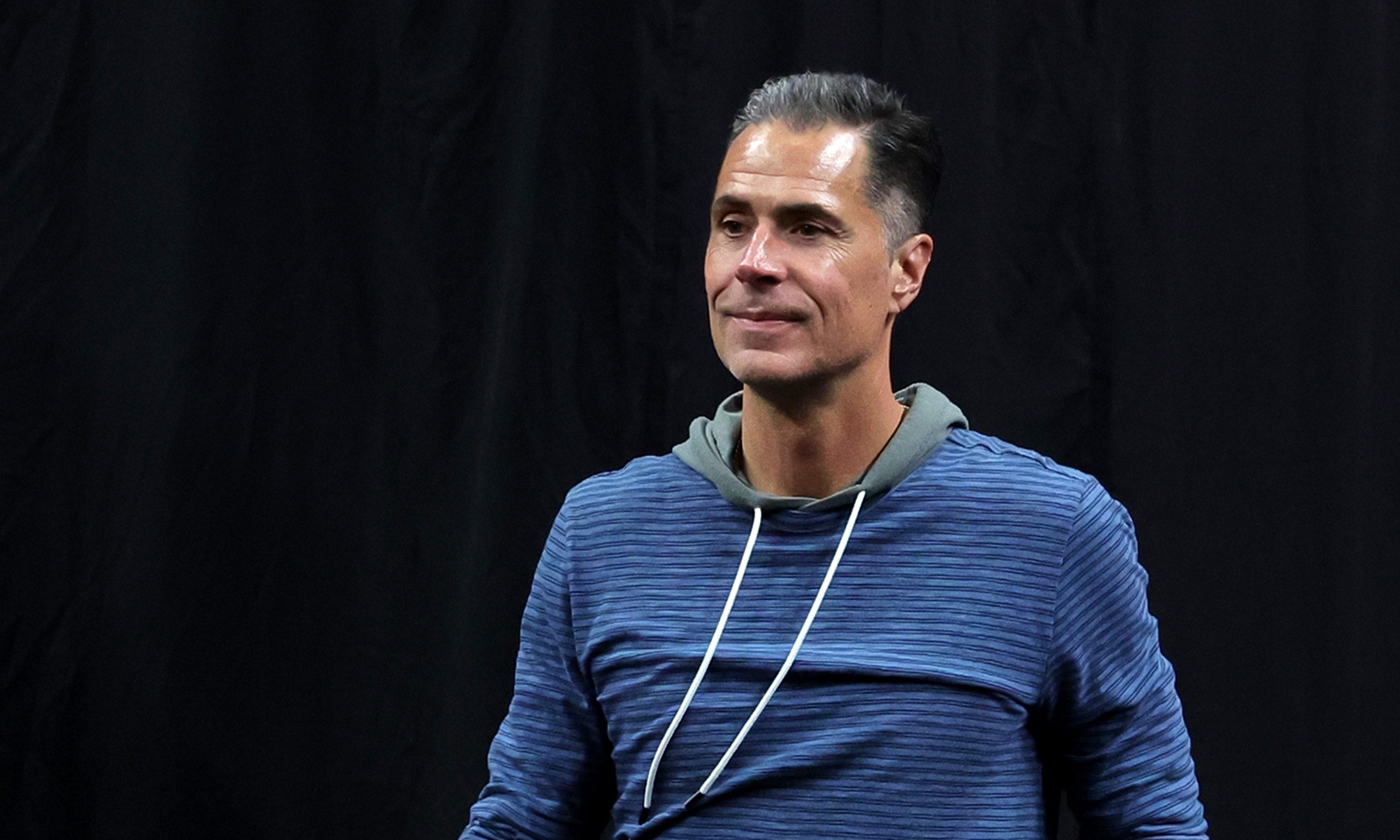 Lakers looking to acquire multiple first-round draft picks