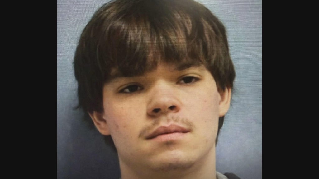 19-year-old Massachusetts school worker arrested on child pornography ...