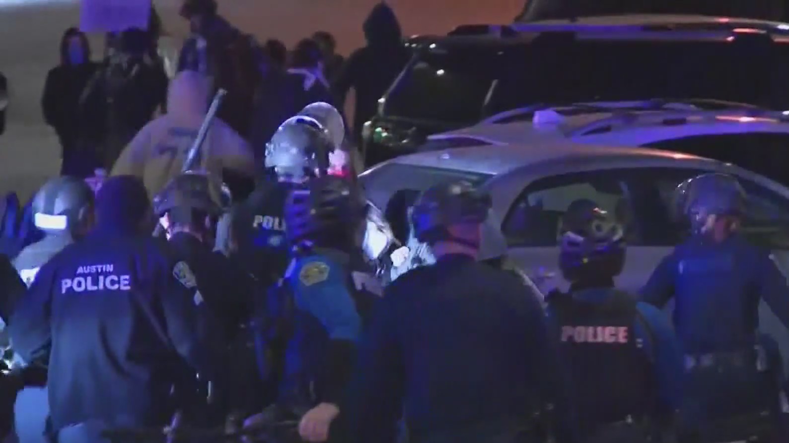 Council members want clarity over APD's ICE policy, police chief says ...