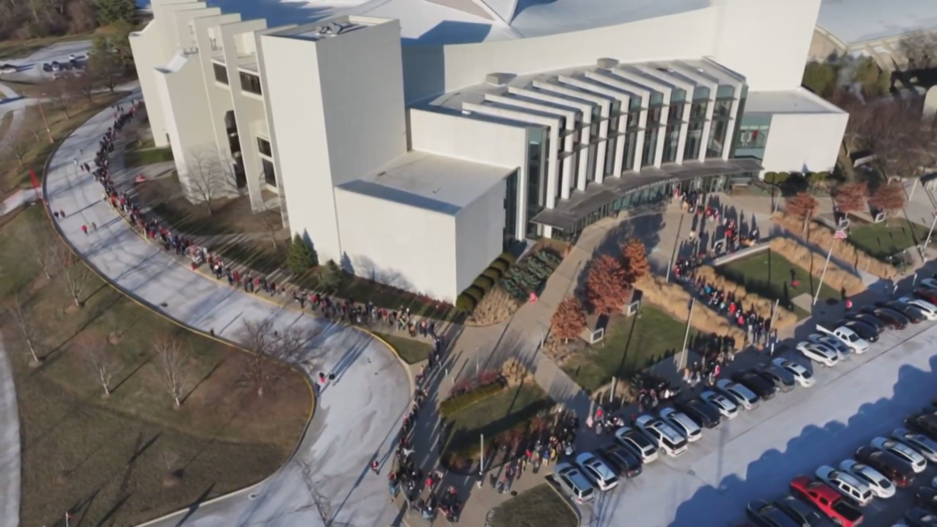 Hoosiers on campus gear up for CFP National Championship game