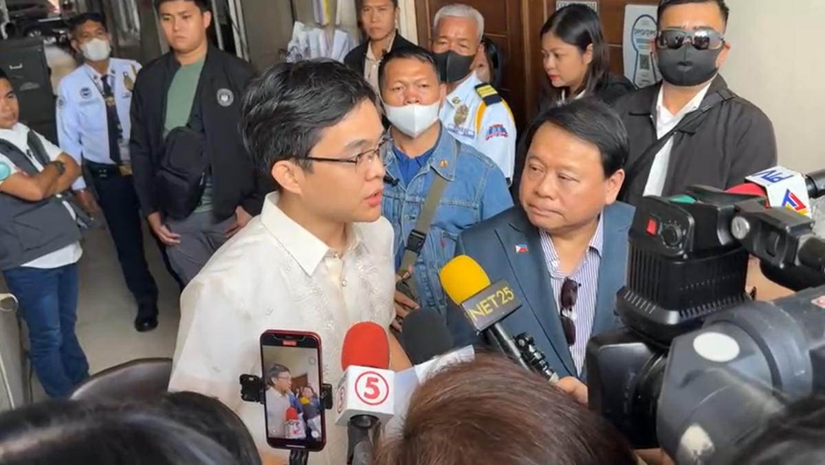 Leviste files cyber libel vs. Palace spokesman