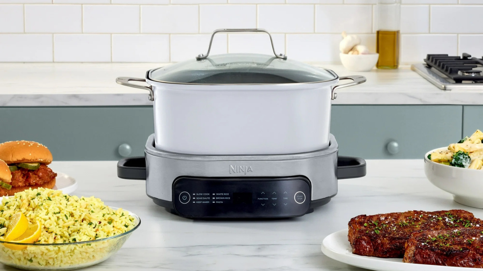 Walmart has the Ninja Foodi Everyday PossibleCooker for a total steal ...