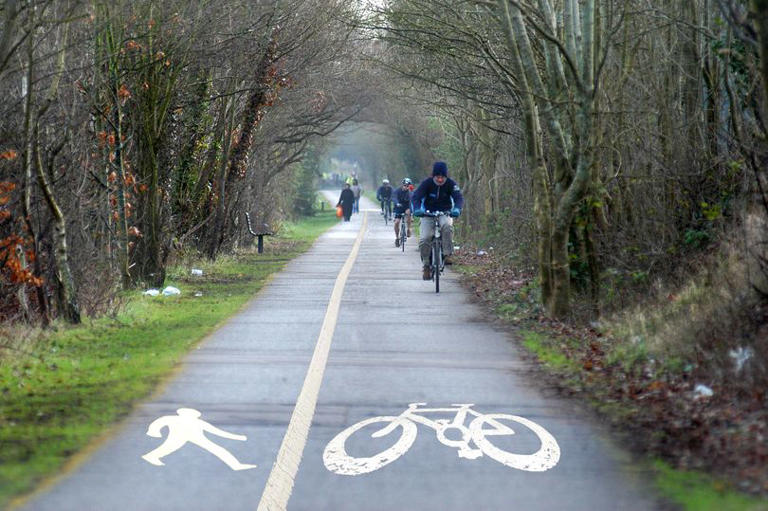 Bristol push for cycle lanes divides locals who say 'fix public ...