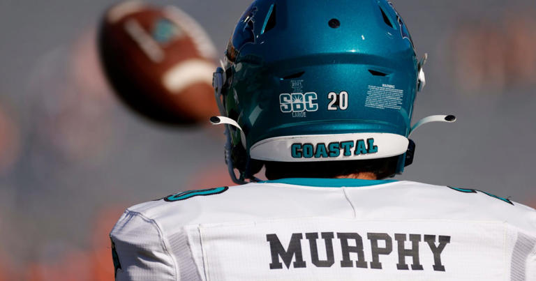 UConn football lands Coastal Carolina transfer LB Luke Murphy