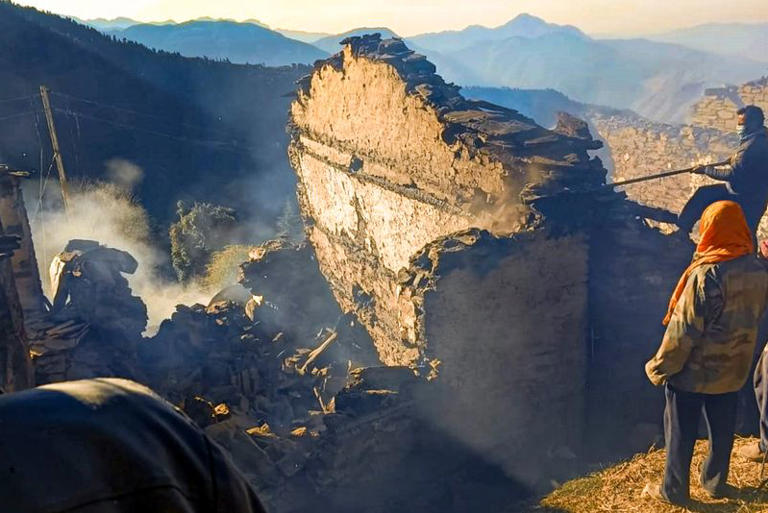 3 children among 6 of family killed in fire at Himachal village