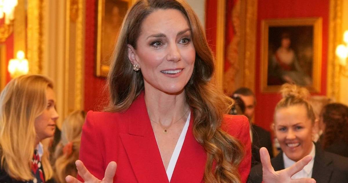 Kate Middleton proves princesses love a power suit moment in McQueen