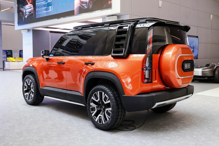 Geely Galaxy Cruiser concept: Defender-shaped PHEV to launch in the UK ...
