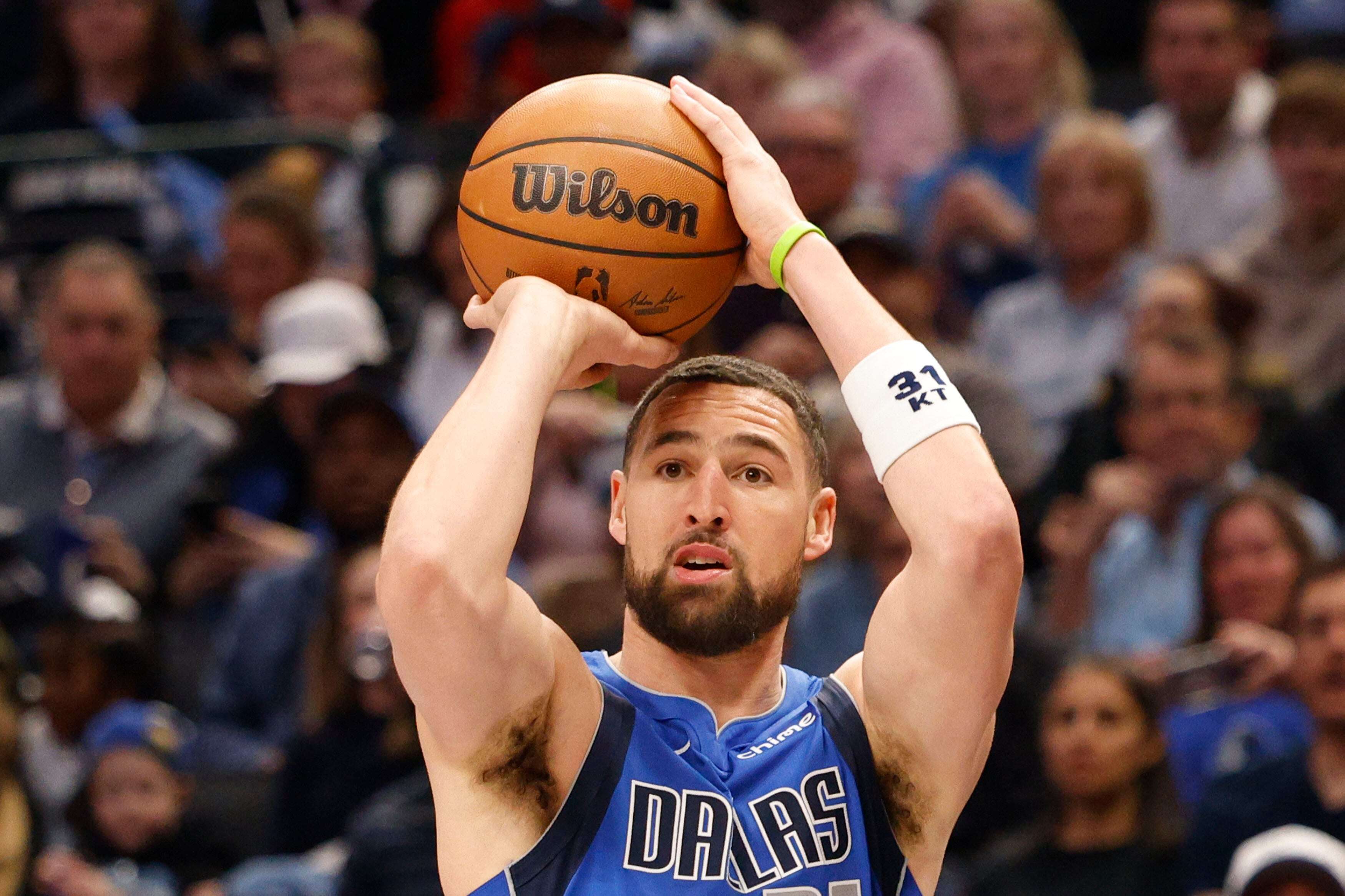 Watch: Mavericks’ Klay Thompson moves into 4th place all-time in 3 ...
