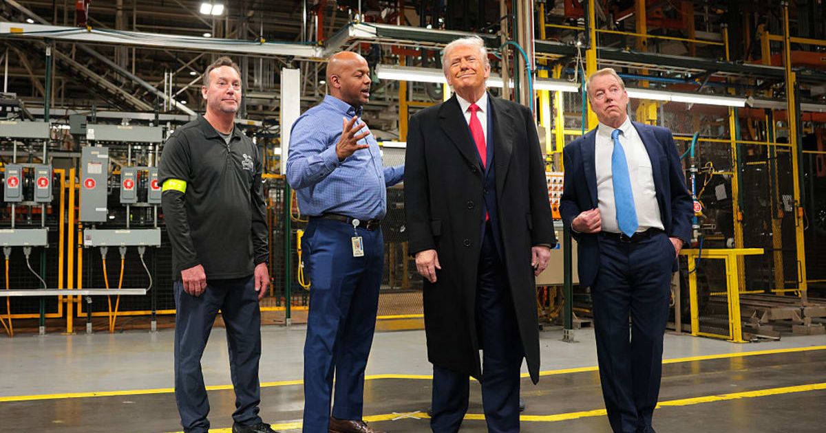 Ford worker who confronted Trump and was suspended gets over $800,000 ...
