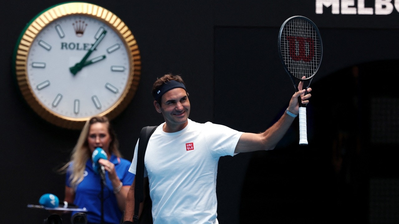 Roger Federer returns to Australian Open, beats world No. 12 in tie ...