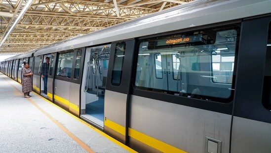 Bengaluru Yellow Line Metro adds 7th train, to run at 10-minute ...