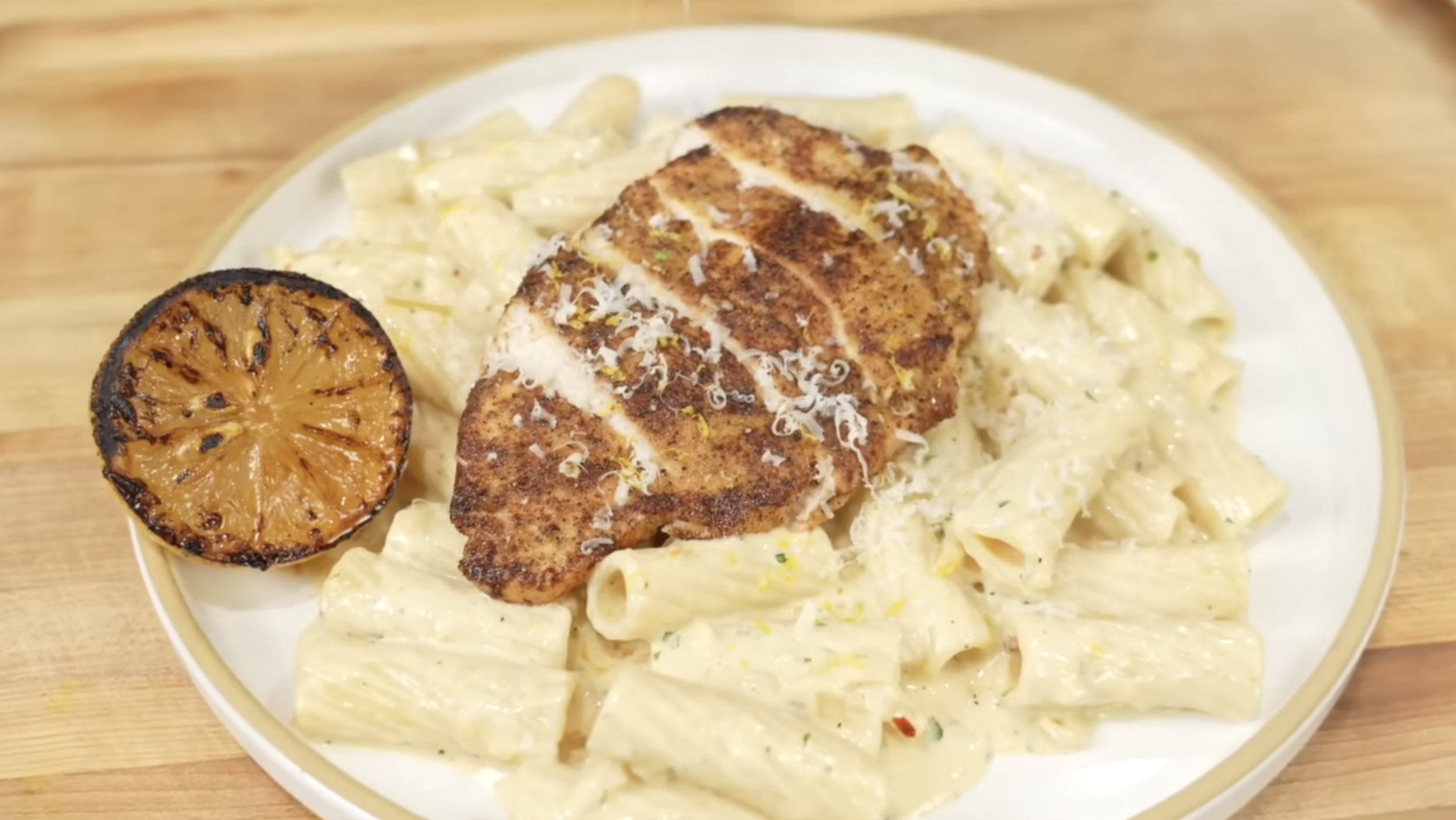 My favorite weeknight 30 minute pasta dinner!