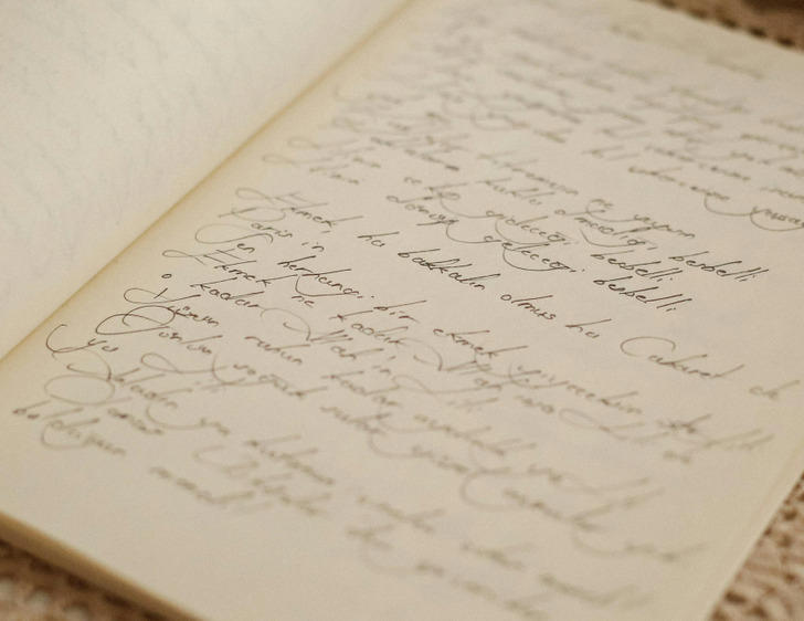 I resented my aunt for years—then I learned who she really was