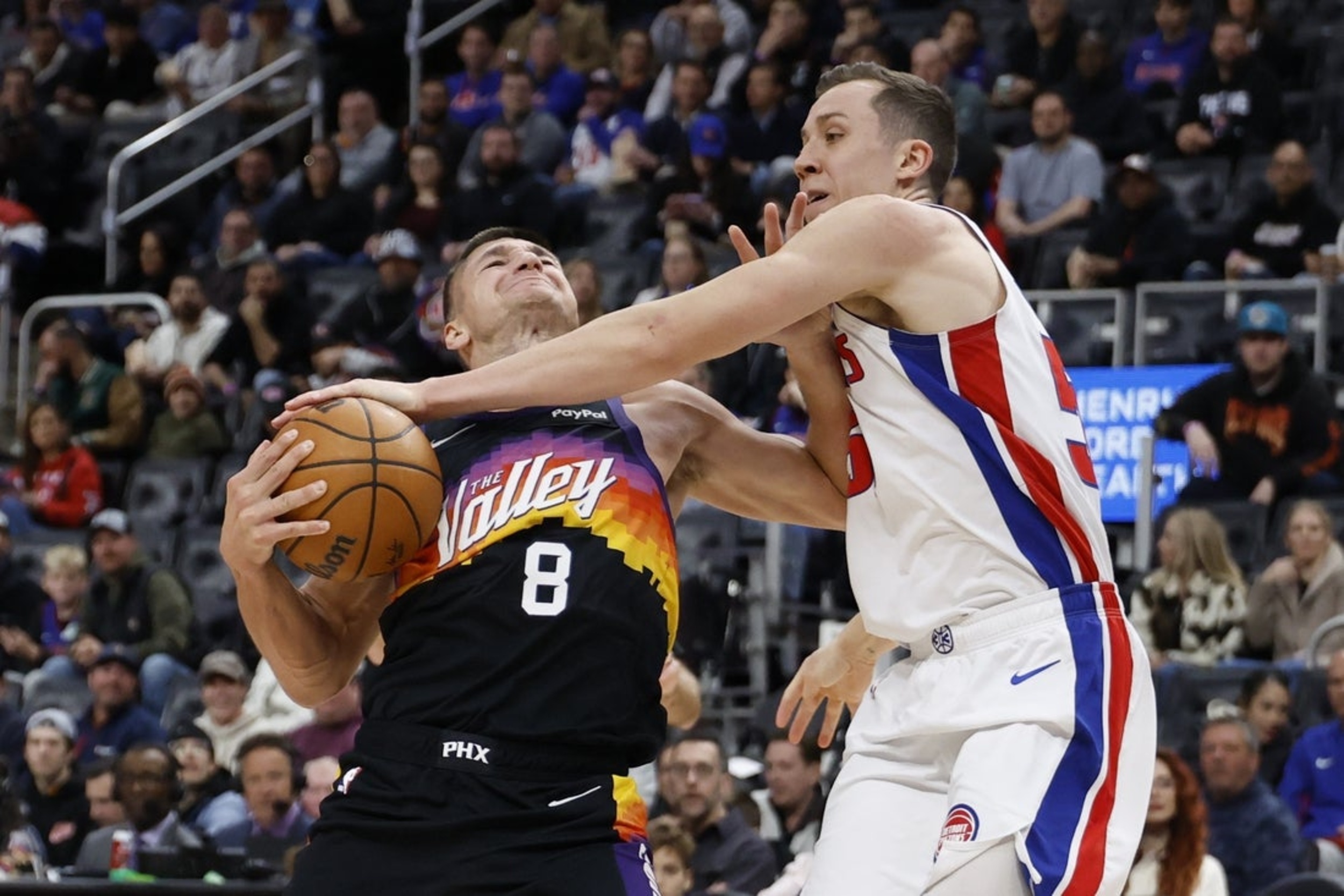 Pistons turn back pesky Suns, 108-105
