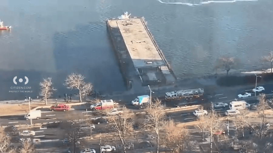 Body found floating in Manhattan river: NYPD