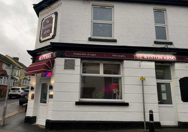 Secret drinker reviews the Weston Arms pub in Strood, Rochester