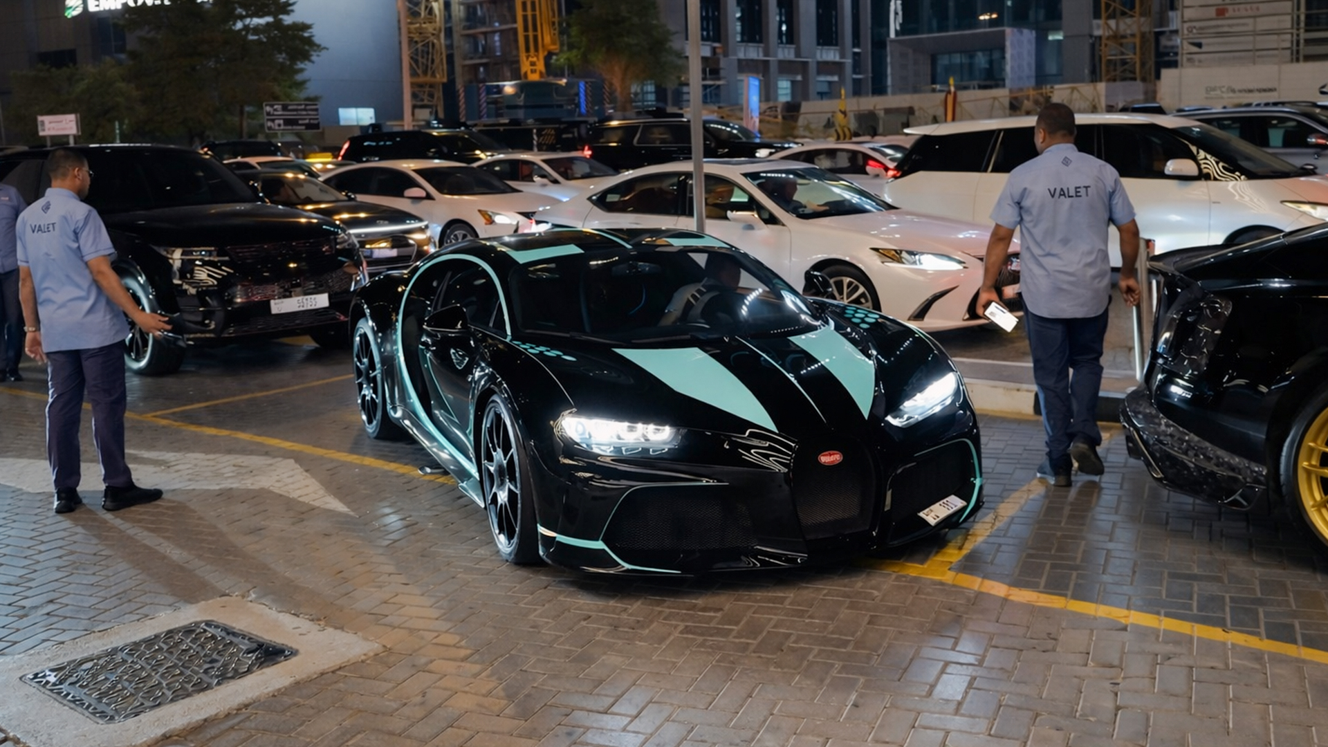 $3.9 million Bugatti Chiron spotted in Dubai