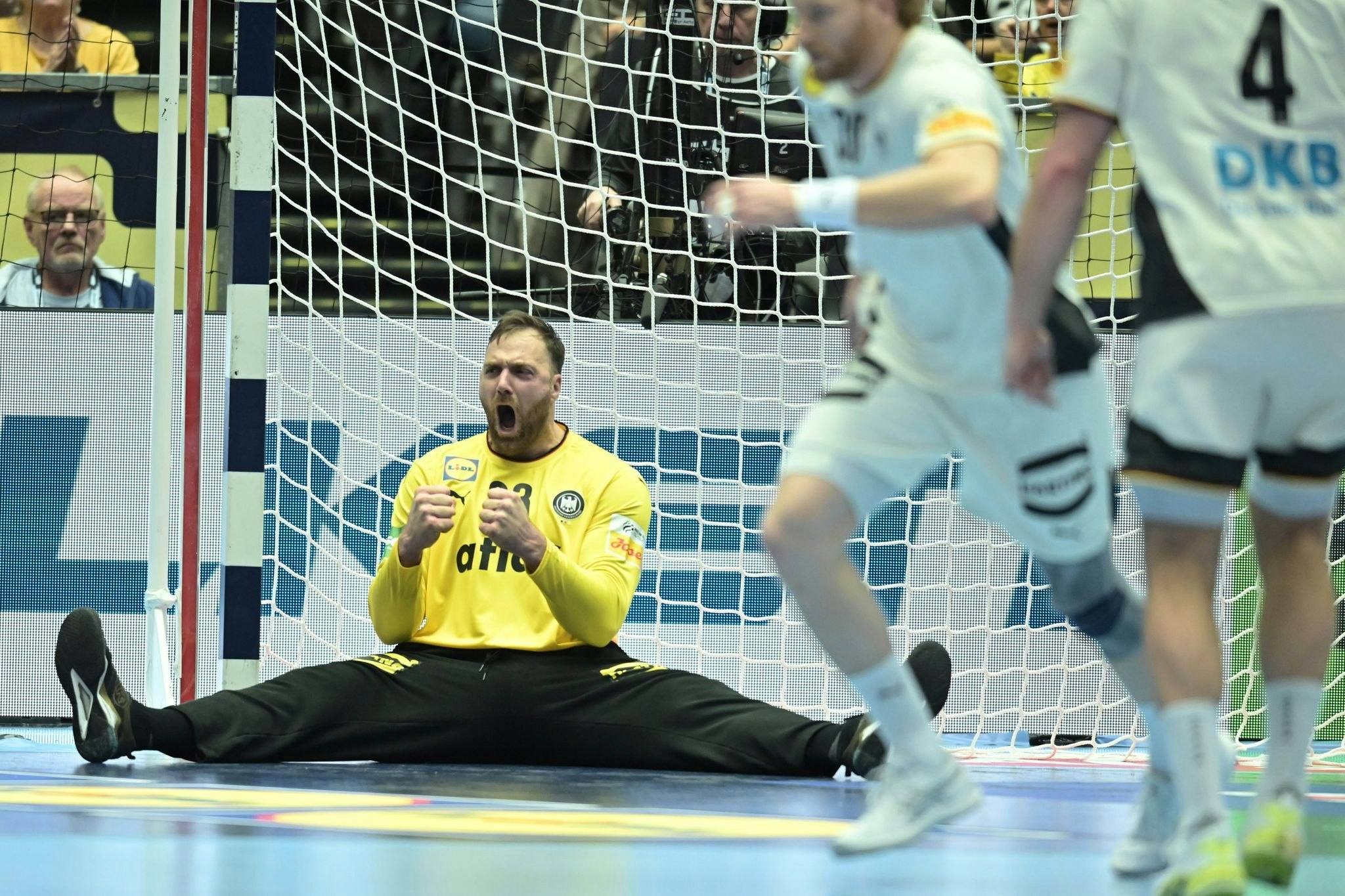 Handball-EM: Wolff nach Gesichtstreffer: Auge mit Blut vollgelaufen