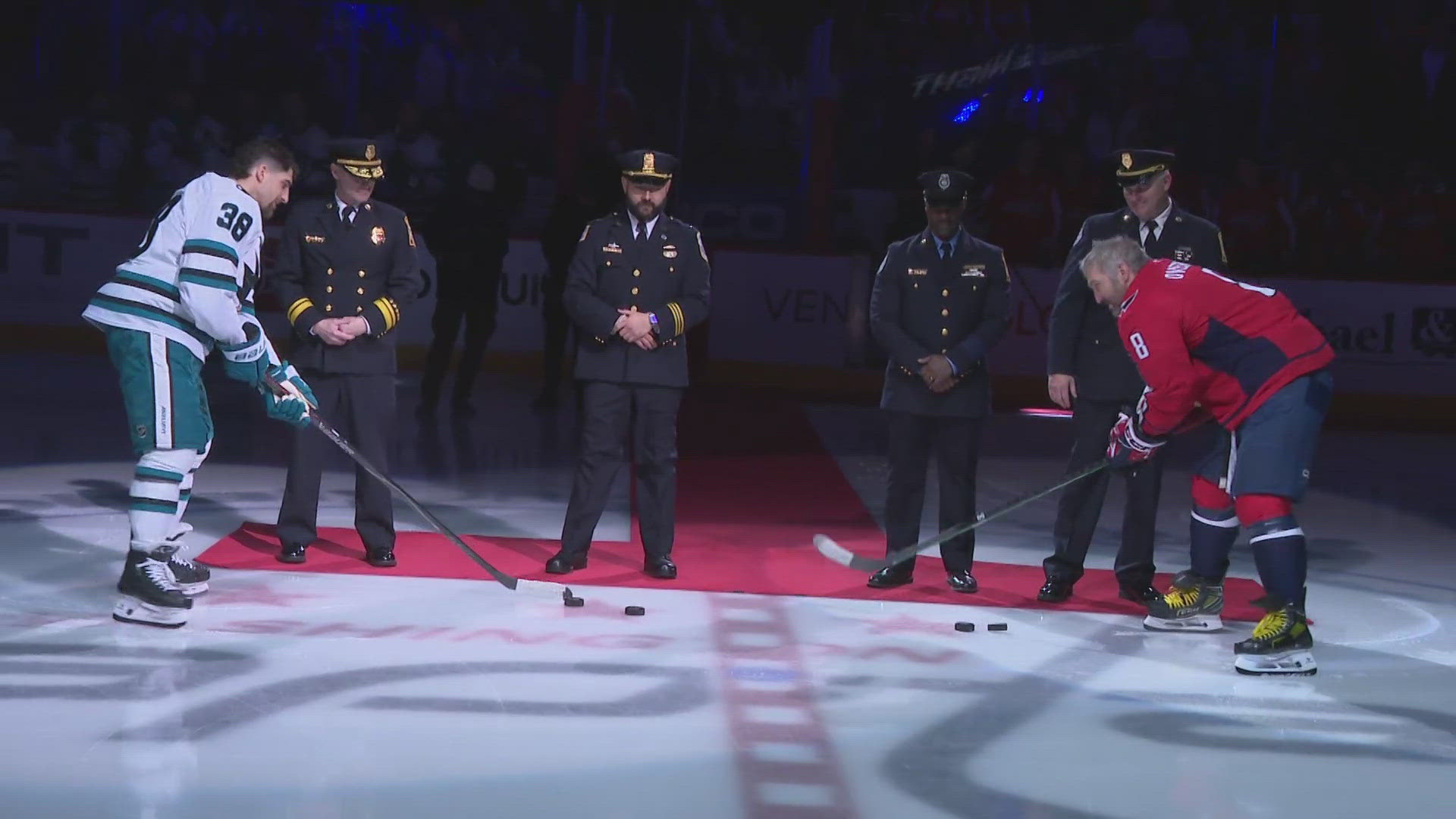 Caps honor DC first responder a year after plane, helicopter crash