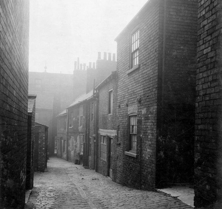 Enchanting photos take you back to Leeds in 1929